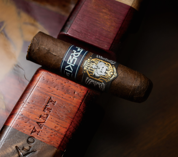 Family By Loyalty Freki Gran Toro 6x54 – The Burnt Leaf Lounge